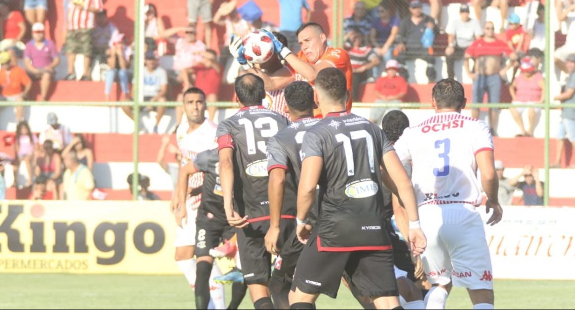 Versus / El sueño cumplido de Horacio