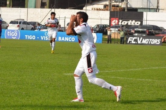 Versus / Tania Riso: la triple faceta de una histórica gladiadora del ...