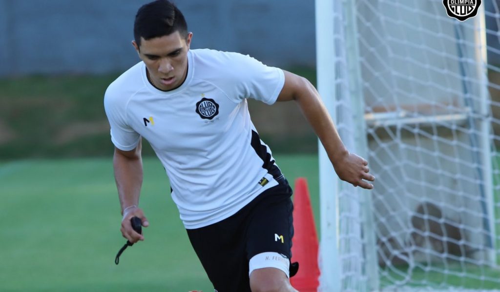 Versus / Hugo Fernández, plenamente recuperado y entrenando normal en ...