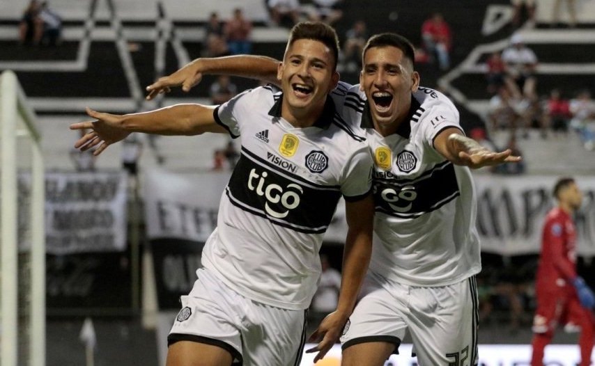 Versus / Jorge Colmán, borrado hasta de la Reserva, denuncia una ...