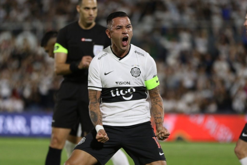 Versus / ¿Cuándo volvería Derlis? "Chiqui" fue muy claro sobre el caso ...