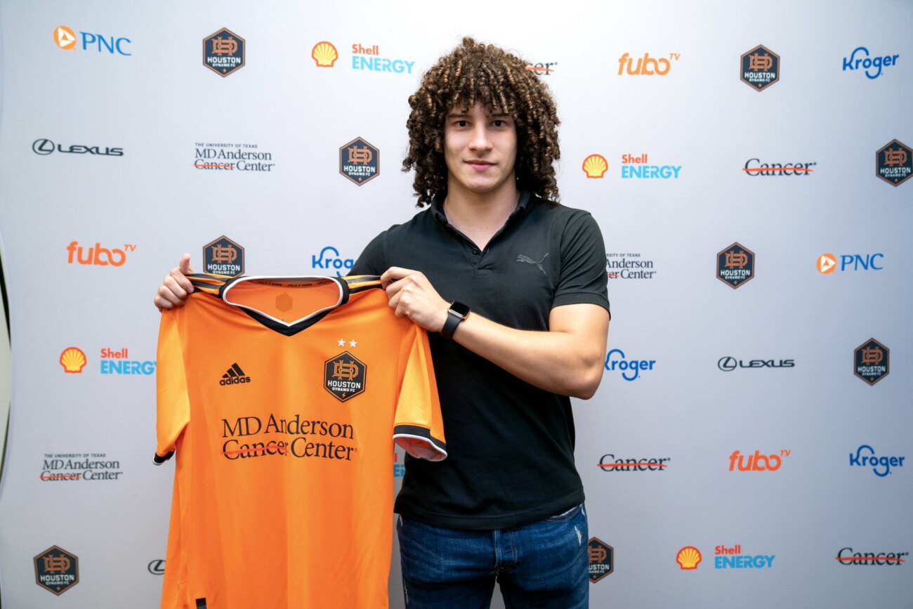 Versus / Iván Franco fue presentado oficialmente en el Houston Dynamo de la MLS