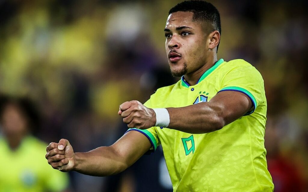 Versus / Vitor Roque deslumbra y Brasil arranca con todo el hexagonal ...