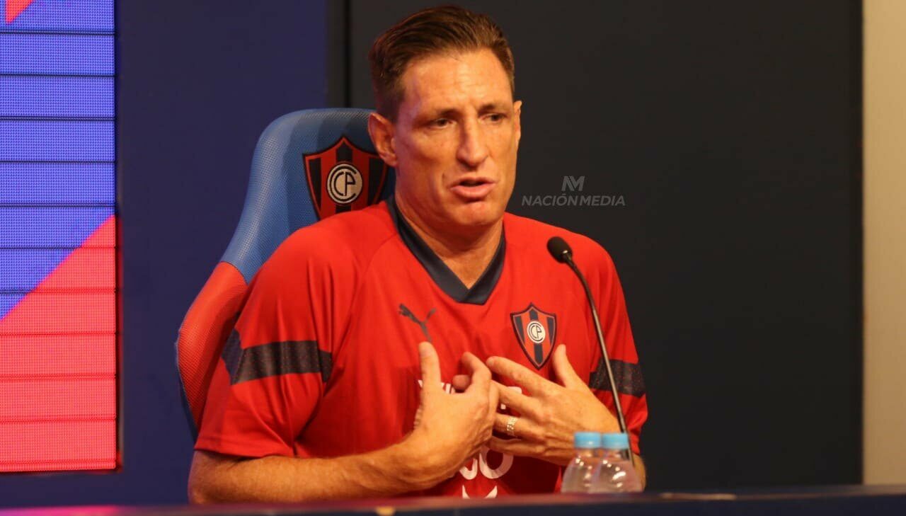 Presentación de Facundo Sava en Cerro Porteño - Versus