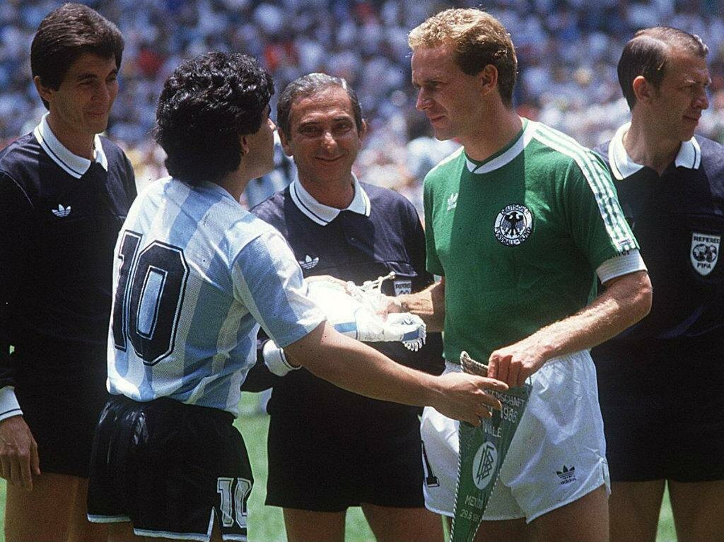 versus-muri-romualdo-filho-rbitro-de-la-final-del-mundial-de
