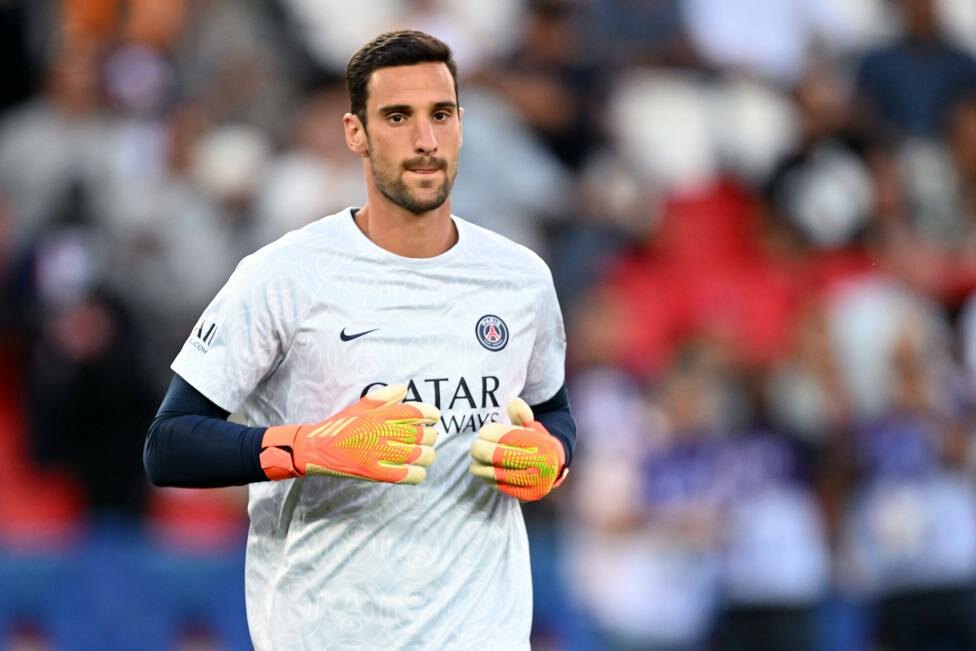 Versus / Sergio Rico no mejora y sigue muy grave en terapia