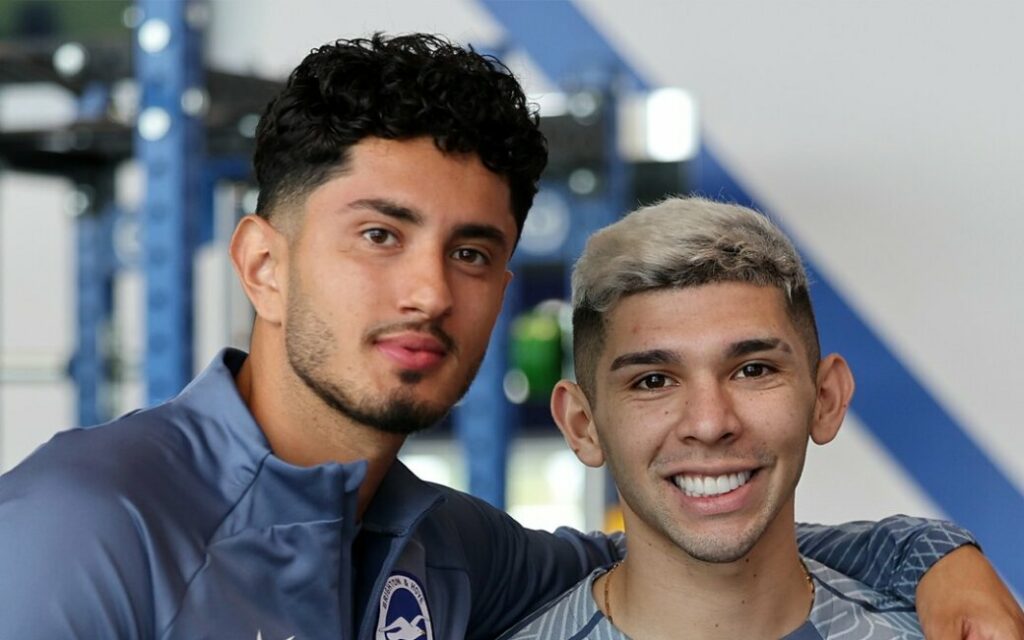 Versus / Brighton anuncia el retorno oficial de Julio Enciso a las ...