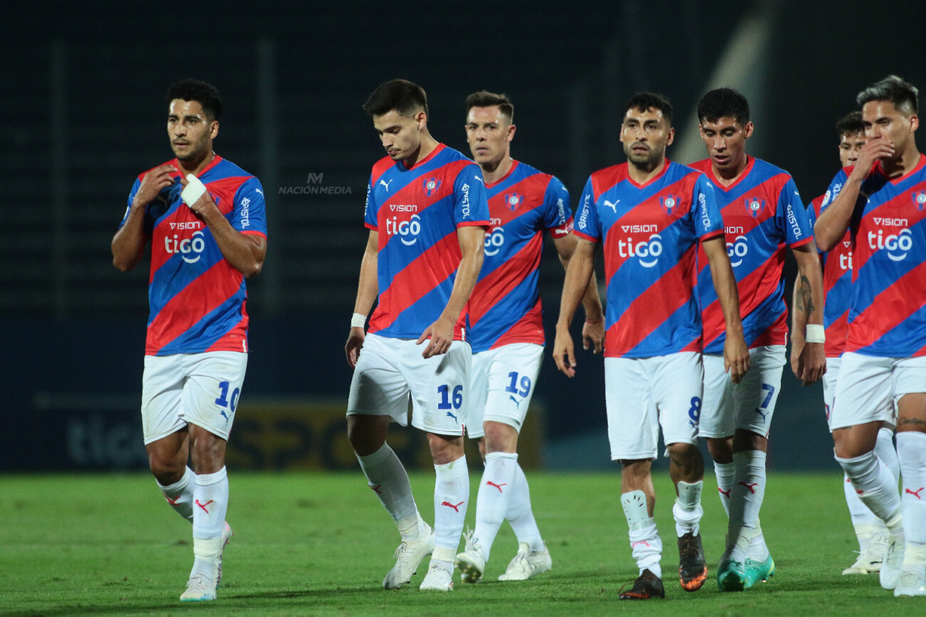 Versus / Diego Gavilán sobre el presente futbolístico de Cecilio Domínguez