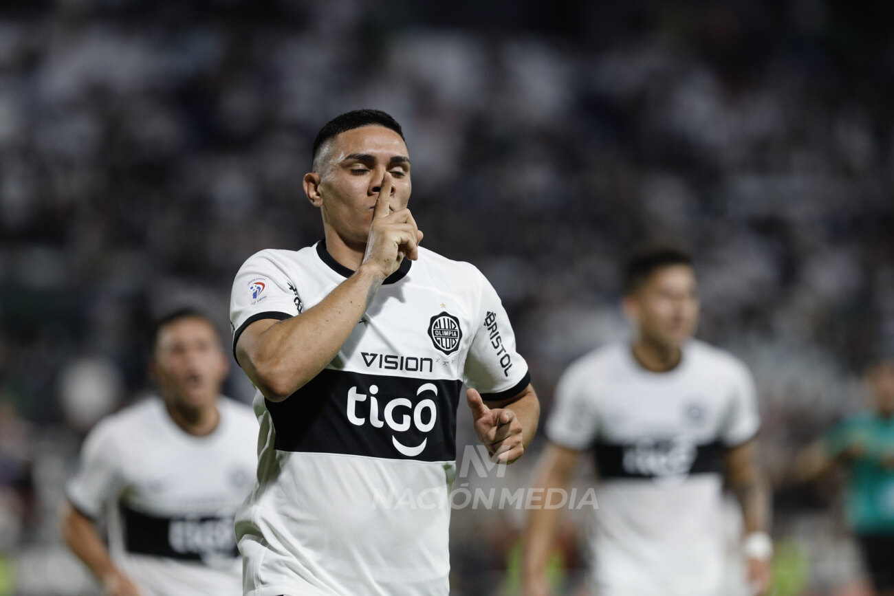 Versus / Hugo Fernández se disculpa por su polémico festejo