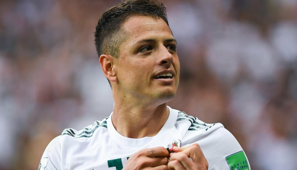 Versus / 'Chicharito' Hernández regresa al fútbol mexicano
