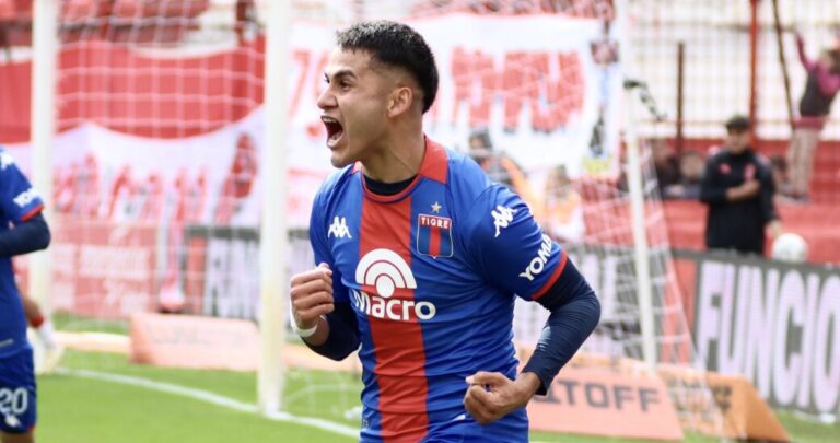 Versus Blas Armoa Marca Un Golazo En Triunfo De Tigre En El Fútbol