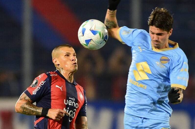 Versus / El lujo de Alan Benítez que fue destacado por la Copa Libertadores