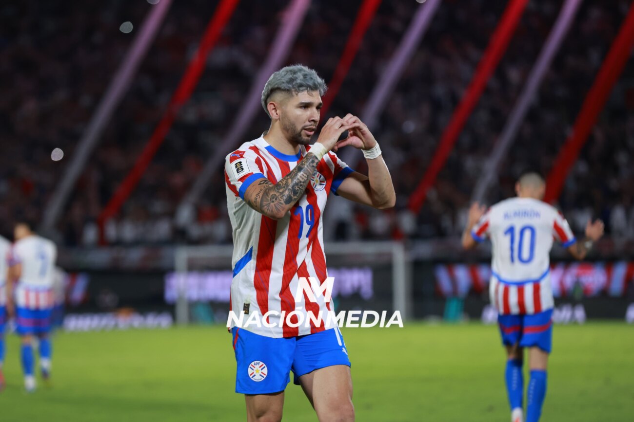 Versus / Julio Enciso, entre lágrimas, se acordó de su abuelo: "Siempre ...