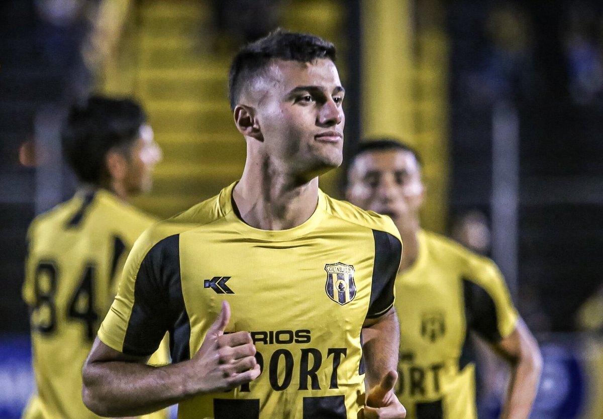 Versus / Guaraní vuelve a ceder al argentino Felipe Salomoni