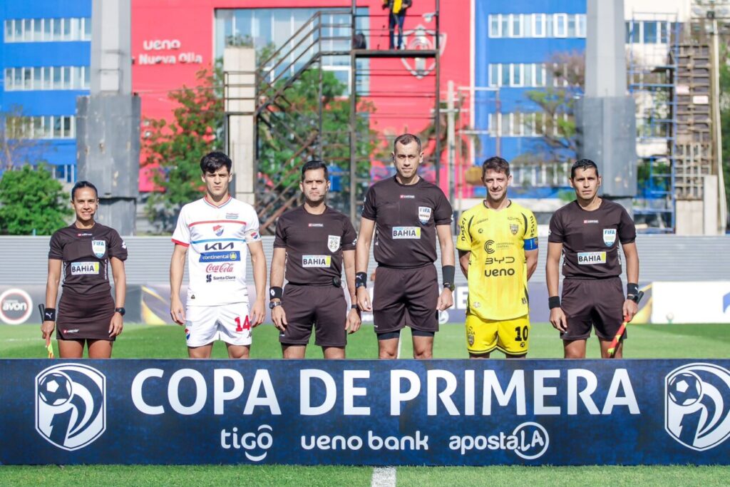 Versus / ¡Se volvió loco! La violenta reacción de Ale Silva en el ...