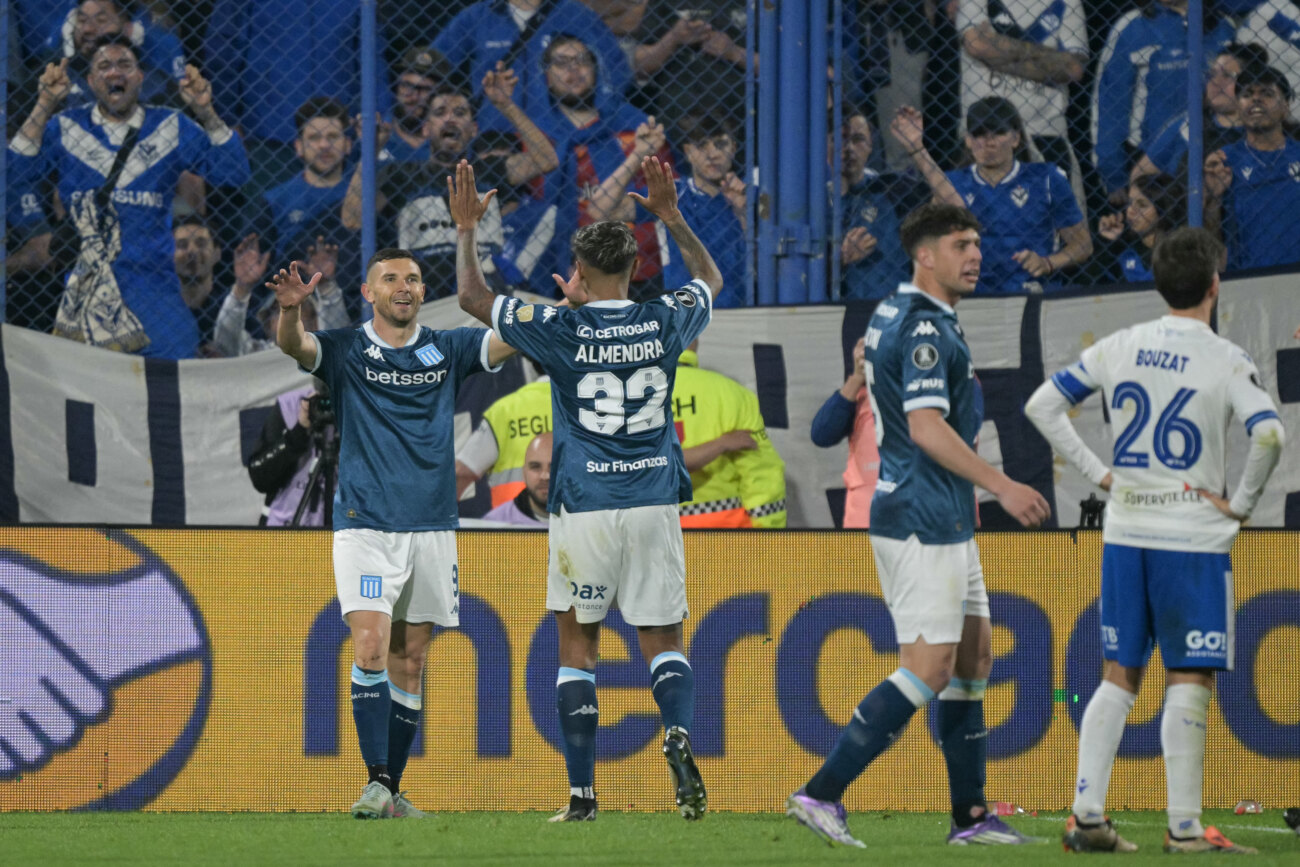 Versus / Racing pegó primero y sueña con las semifinales de la Libertadores