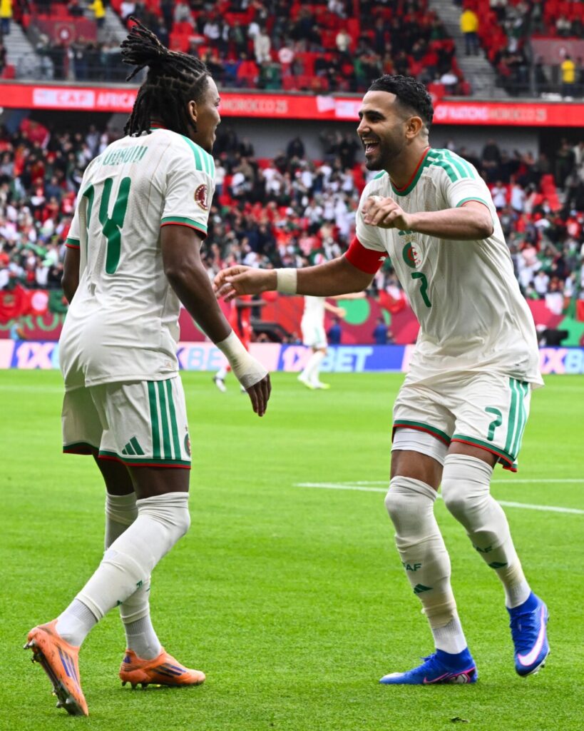 Versus / Mahrez clasifica a Argelia a octavos de final en la Copa de África